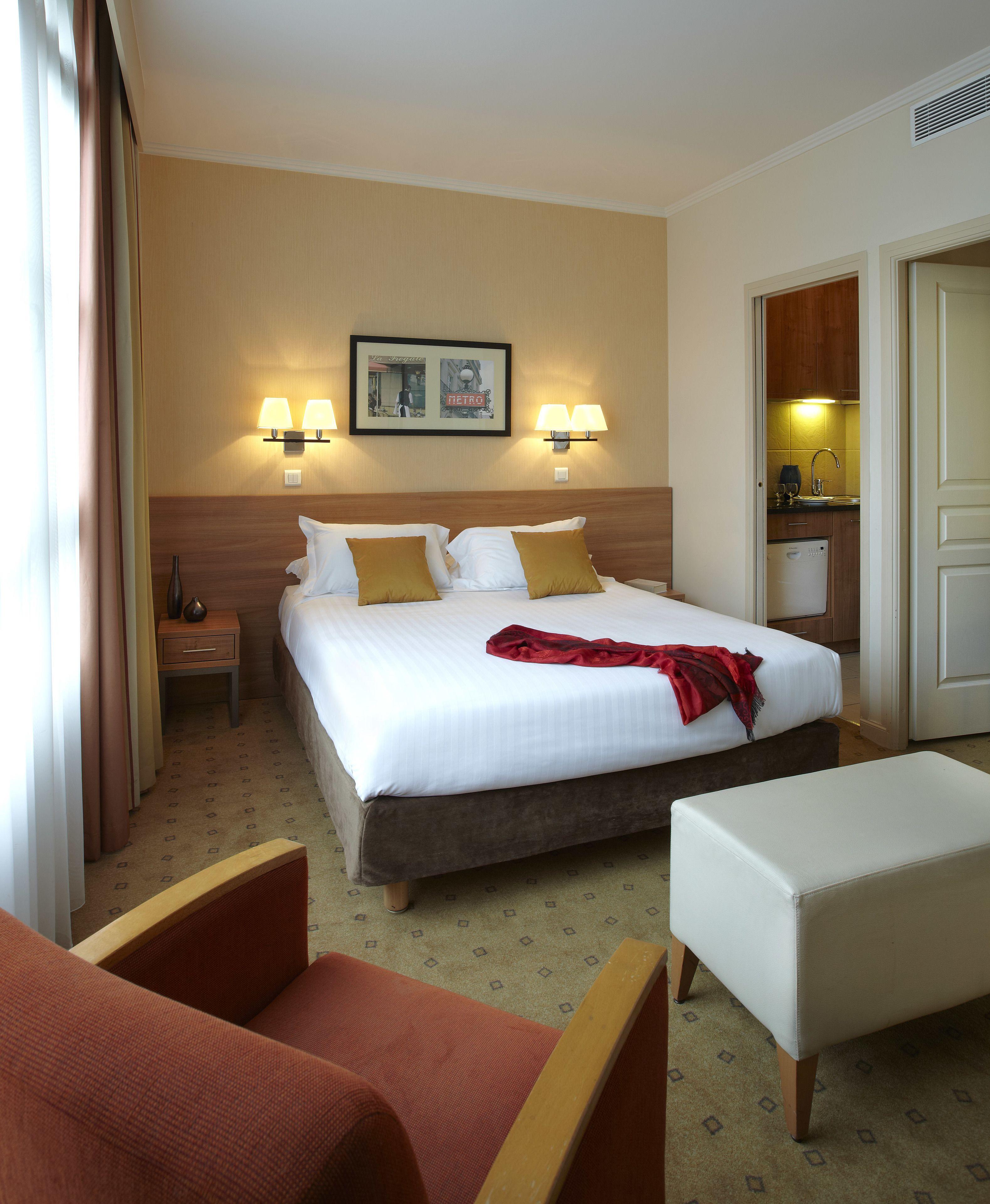 Aparthotel Citadines Saint-Germain-Des-Pres Paris, France - book now ...